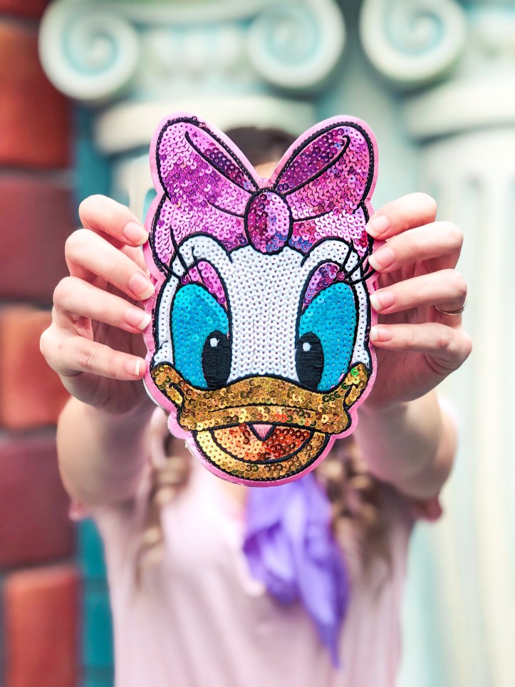 Daisy Duck Disneybound Outfit